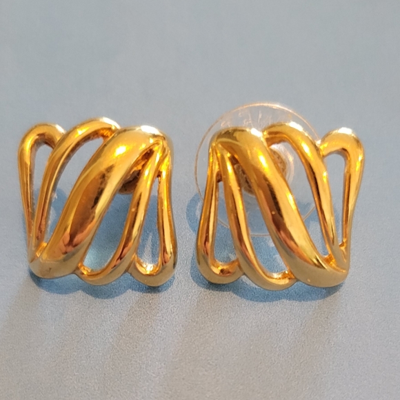 Monet | Jewelry | Vintage Monet Gold Color Earrings Stamped | Poshmark